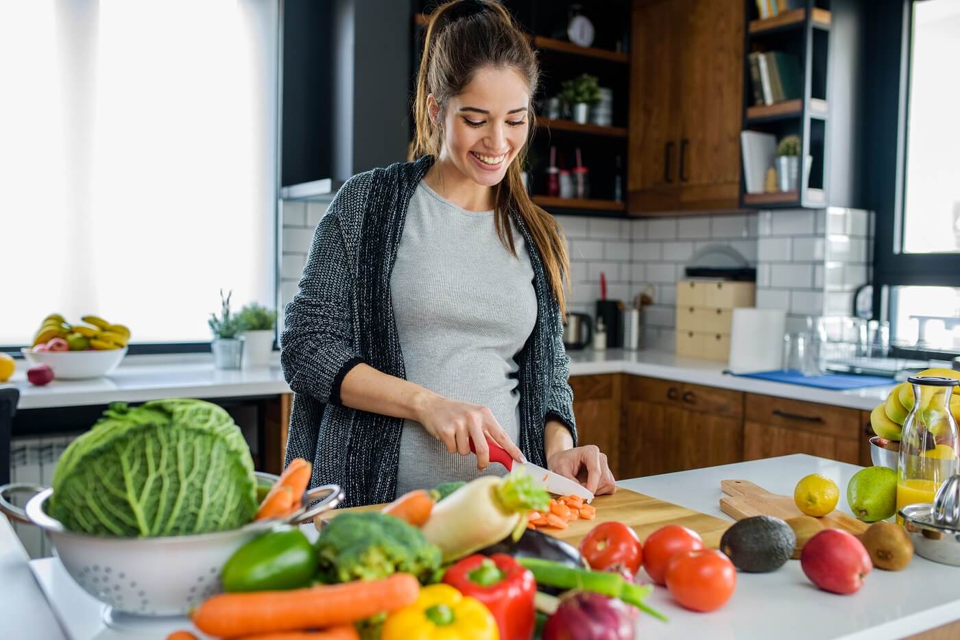 IVF Diet: Nutrients and Foods to Avoid – IVI